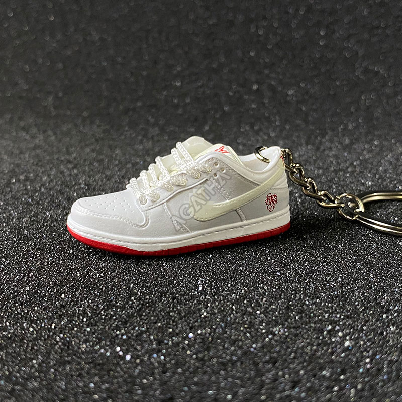 3D sneaker keychain wholesale mini shoe Nike SB Dunk Low Verdy Girls ...